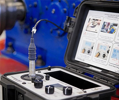 کالیبراسیون سنسور ارتعاش سنج شتاب